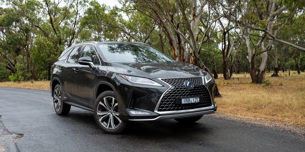 Testing the Lexus RX450hL Luxury • Peter Lloyd - Car Broker
